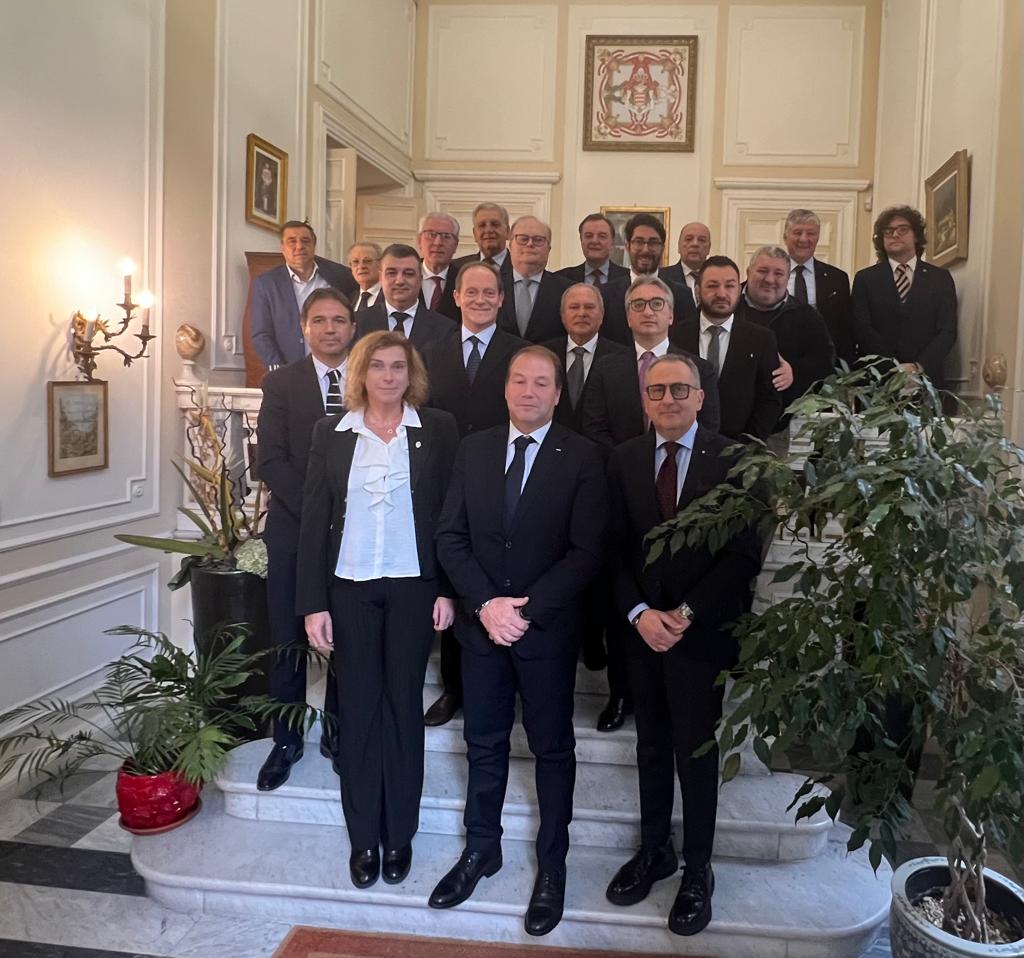 Andora con Borgo Castello è entrata a far parte dei Siti Storici ...